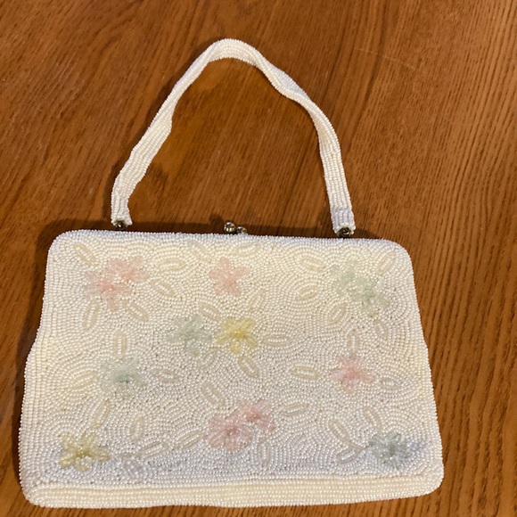 Richere | Bags | Vintage Richere Beaded Kisslock Purse | Poshmark